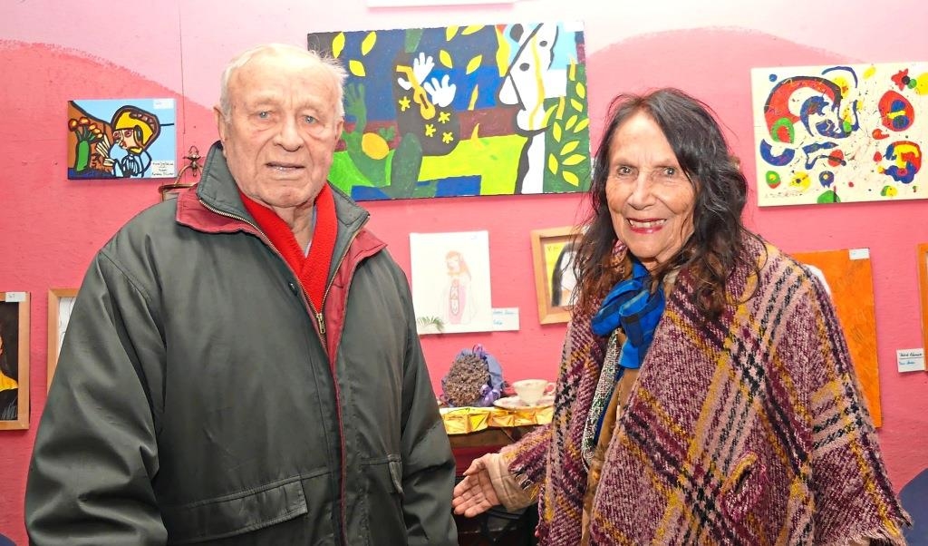 Burgbewohner stellten beim Adventsmarkt ihre kreativen Arbeiten zur Schau