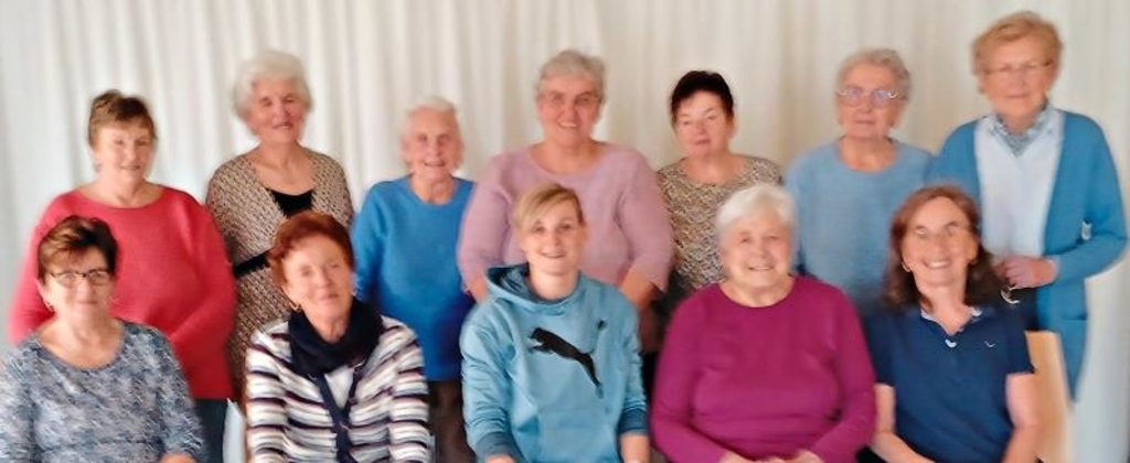 Kurs „Trittfest“ bei der Seniorengruppe