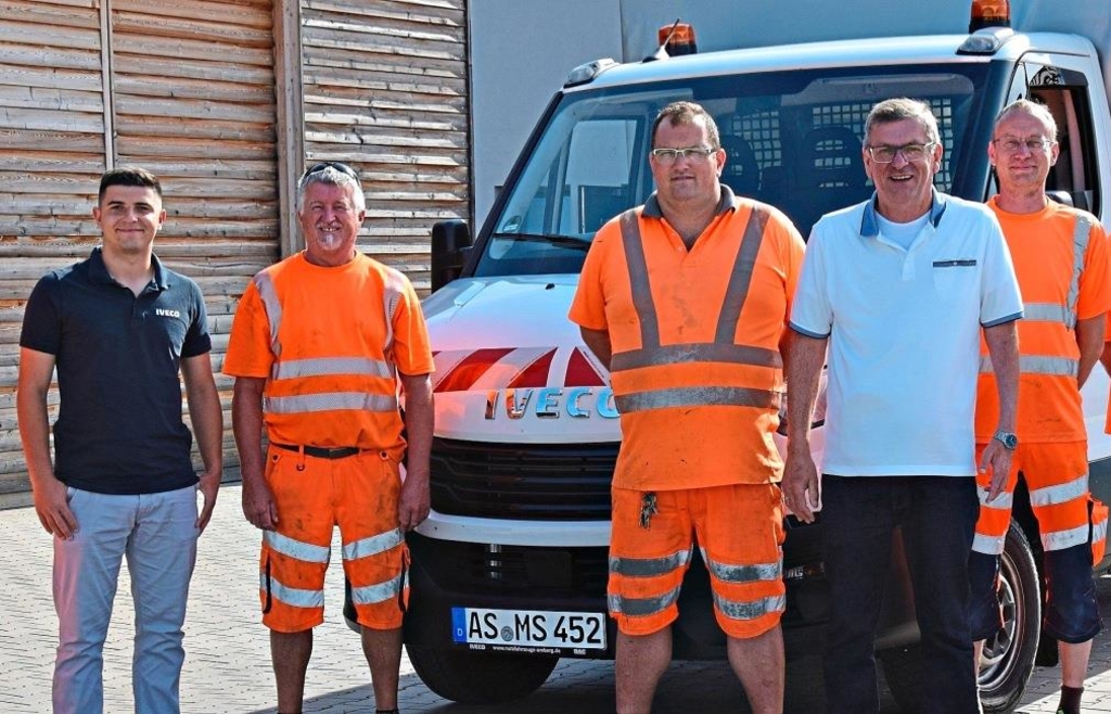 Schmidmühlen: Bauhofmitarbeiter haben nun größere und abgedeckte Ladefläche zur Verfügung