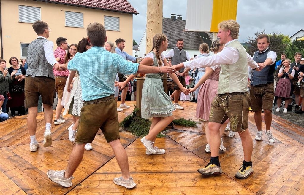 Dem Regen zum Trotz: Hasenheide feiert drei Tage lang Kirwa