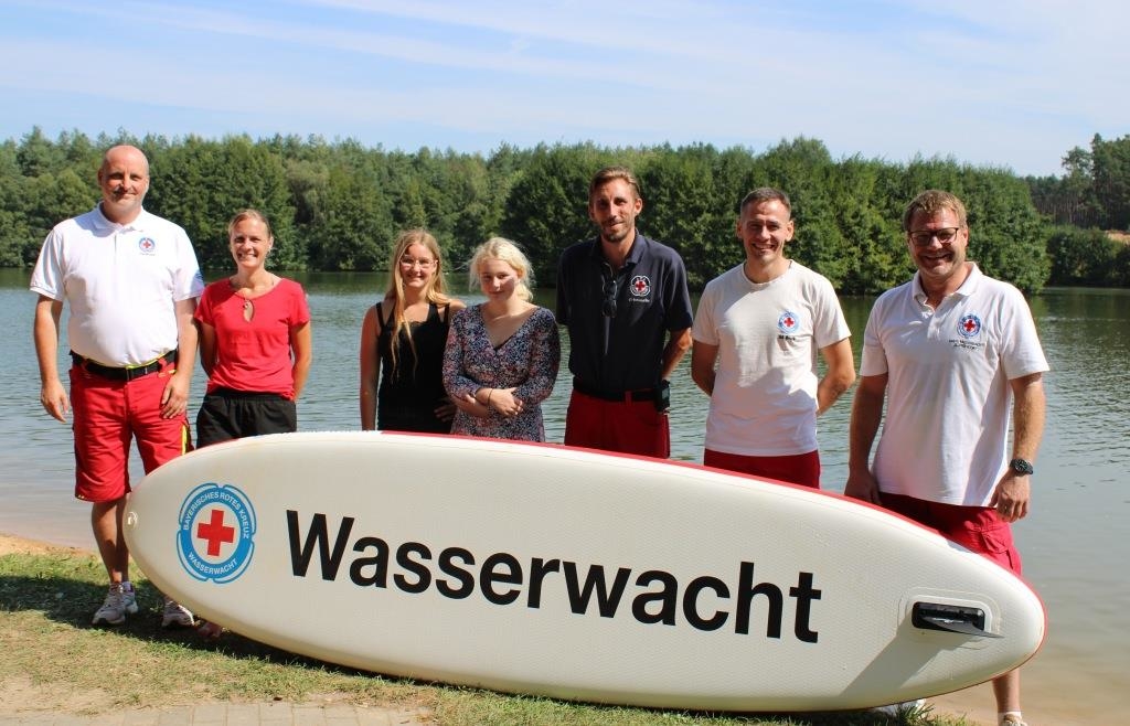 Frau in Bruck fast ertrunken: Dank Tobias Storm und der Wasserwacht blieb Badeunfall glimpflich