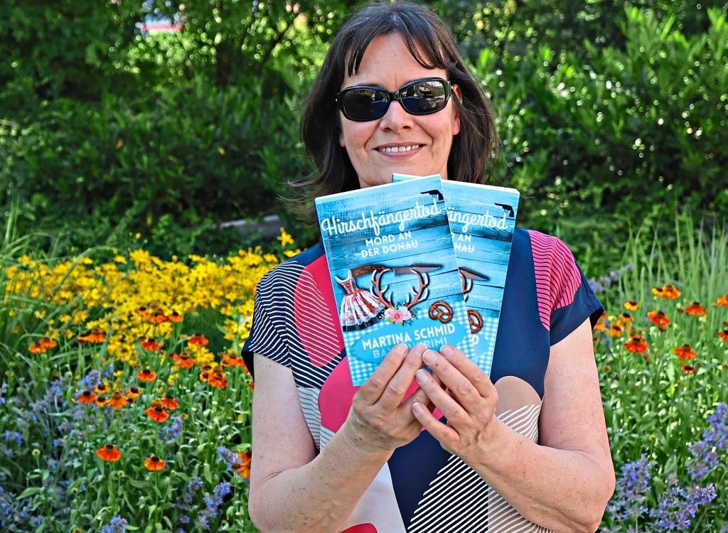 Neues aus der Hinterdobler-Reihe – „Hirschfängertod“ von Martina Schmid