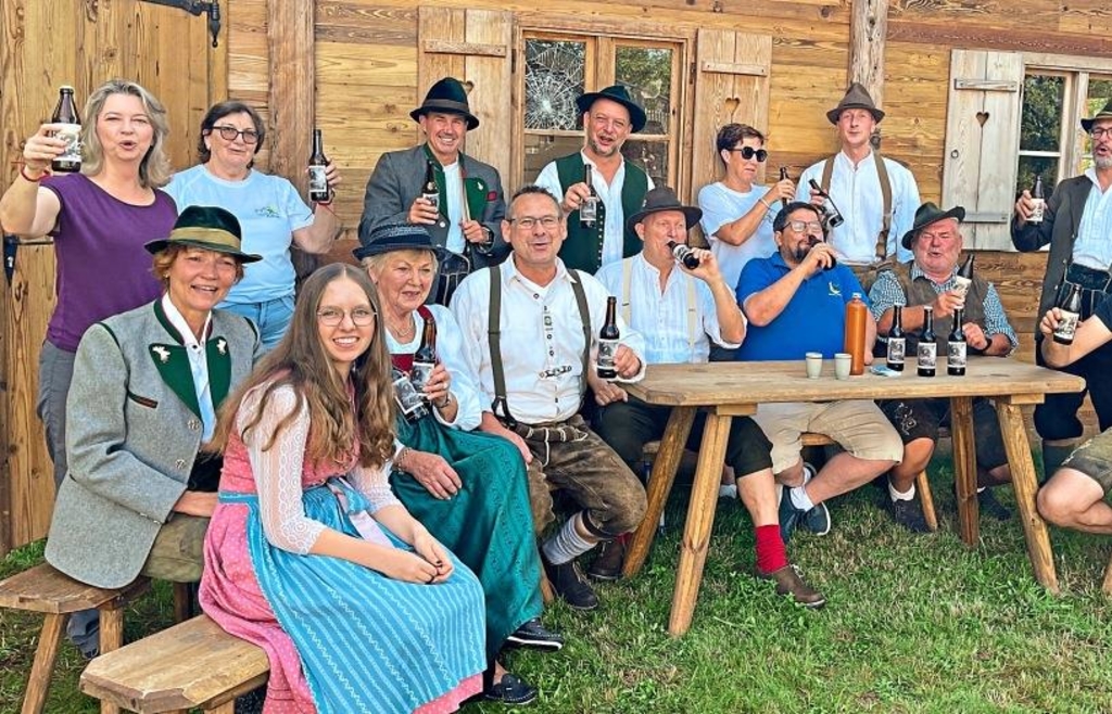 „Stoapfälzer Brandner Kaspar“: Zur Theaterpremiere in Nittenau gibt es ...