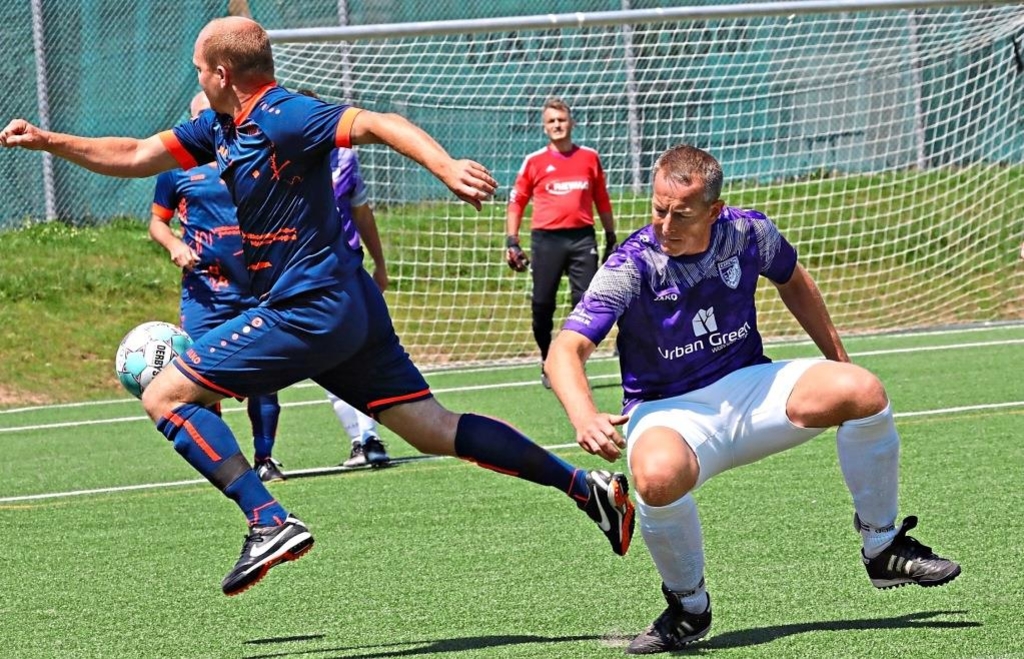 Club löst FC Bayern als Meister ab – Kareth wird Gruppenzweiter