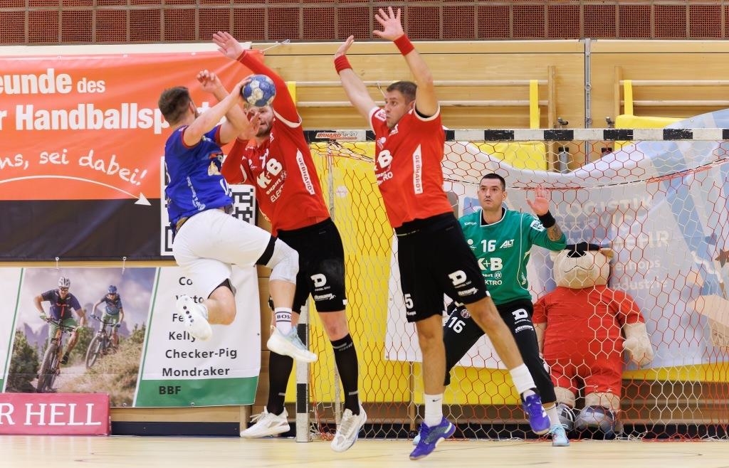 Vierter Erfolg im vierten Spiel: Chamer Handballer bezwingen auch die ...