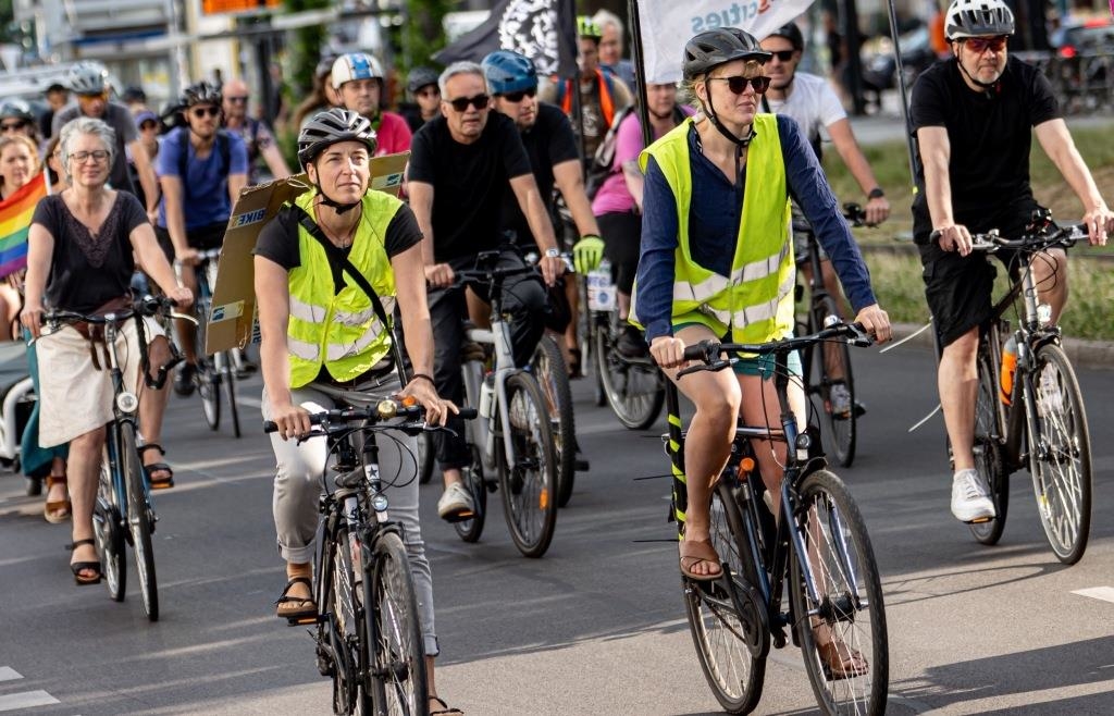 Fahrrad-Demo auf der B299 am Samstag: Aktionsbündnis kritisiert Ausbau ...