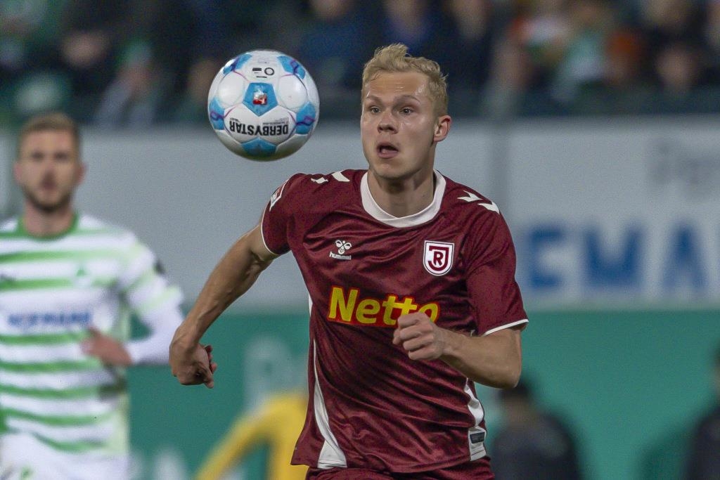 Jahn und Braunschweig machen es amtlich: Louis Breunig verlässt ...