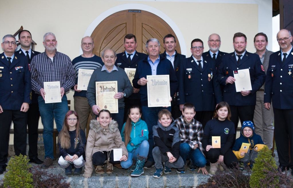 Katerchen machte die FF Bergham bekannt