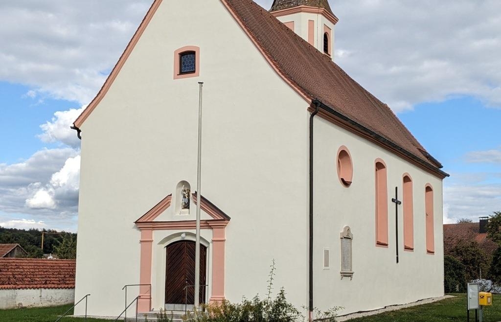 Thanner schließen Sanierungsarbeiten an der Michael-Kirche ab