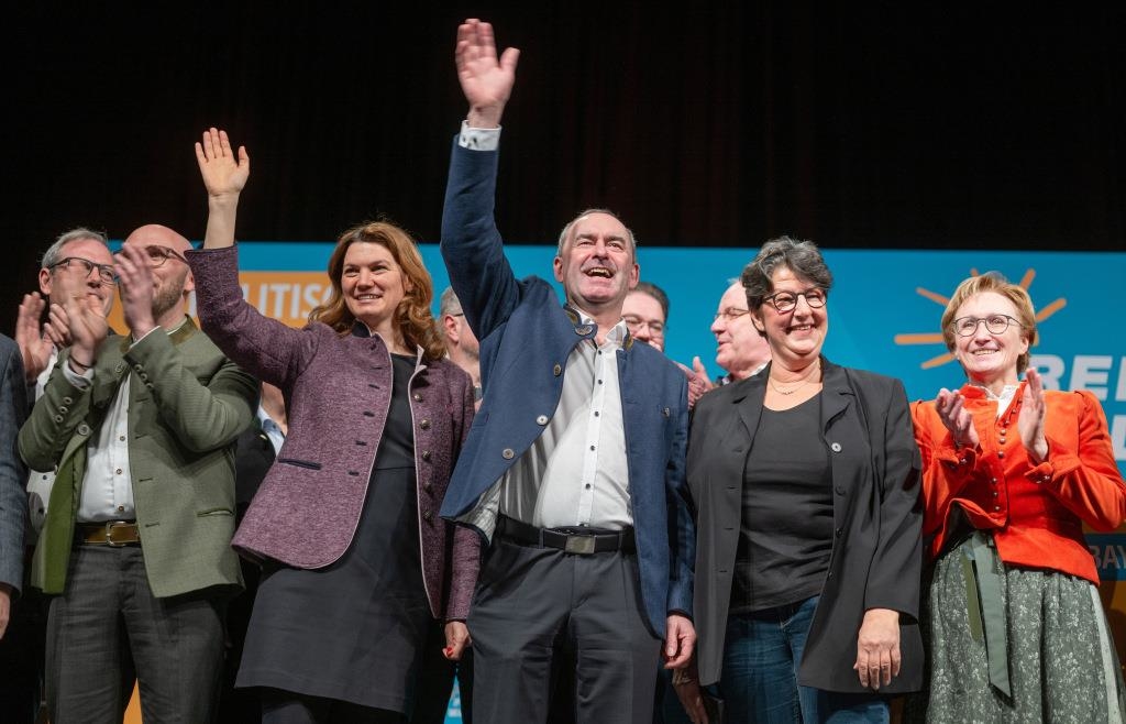 Zwist bei den Freien Wählern? Regensburger Landrätin widerspricht ...