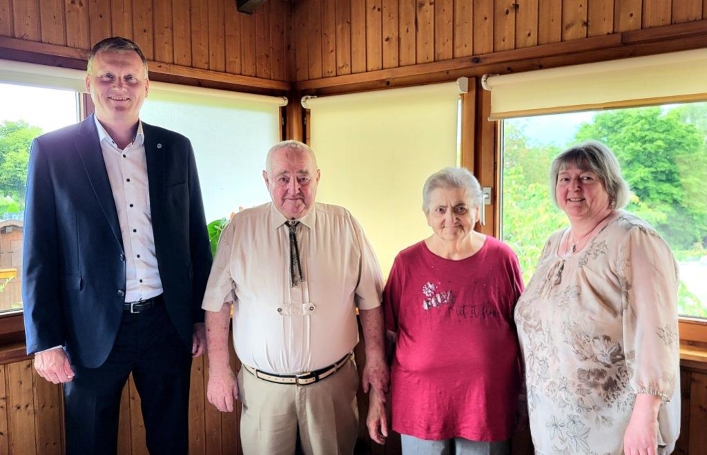 Sie lernten sich beim Burschenfest in Leonberg kennen – Anna und Georg ...