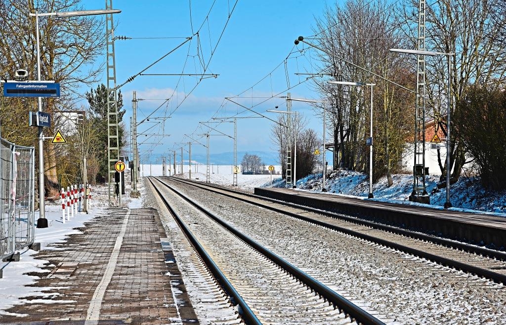 Kritik an der Zuganbindung in Hagelstadt: Bahn streicht einen Halt