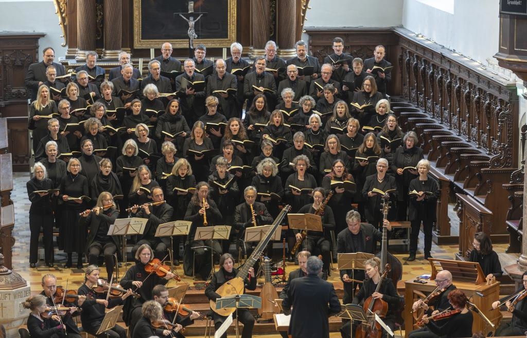 Eine dichte Feier der Todesstunde