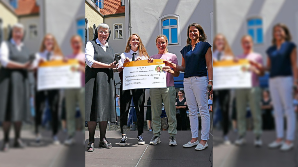 Schülerinnen erlaufen 13000 Euro