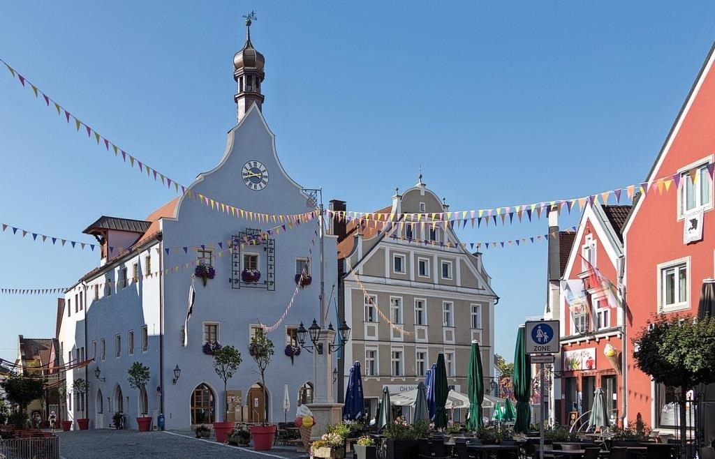 Stadträte kündigen Simon Steber die Zusammenarbeit auf – der vermutet ...