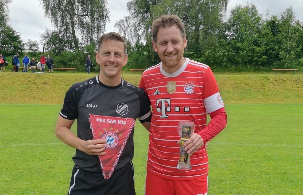 Alt-Herren-Kicker des TSV Abensberg blitzen bei der bayerischen ...