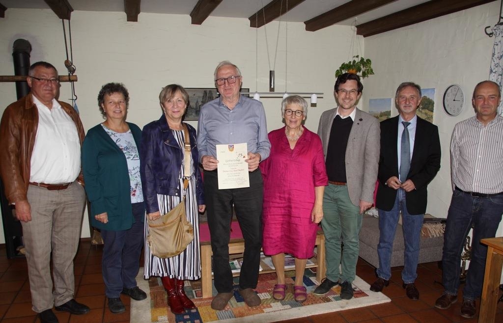 Karl-Walter Emmerling feiert seinen 75. Geburtstag und ist immer noch ...