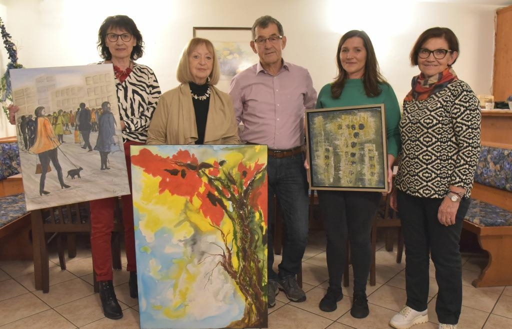 Vernissage und Benefizaktion: So fördert der Kunstkreis Hemau Bildung ...