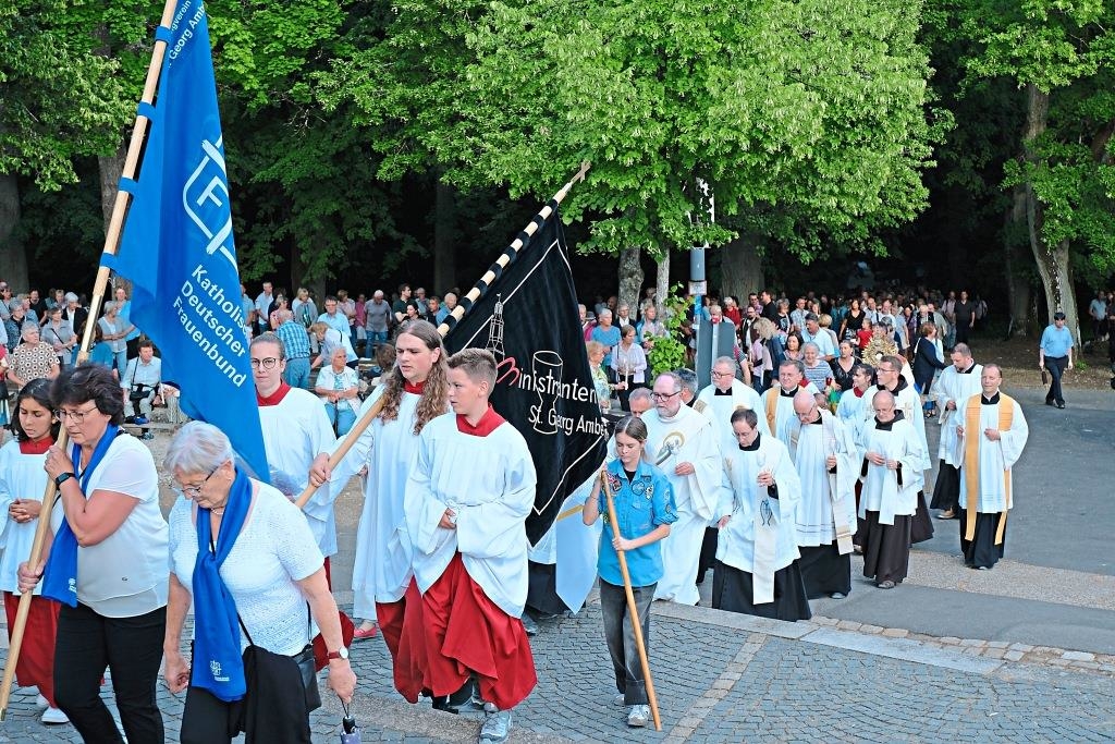 Amberger Bergfest brach am Sonntag Besucher-Rekord: Es gab auch ...