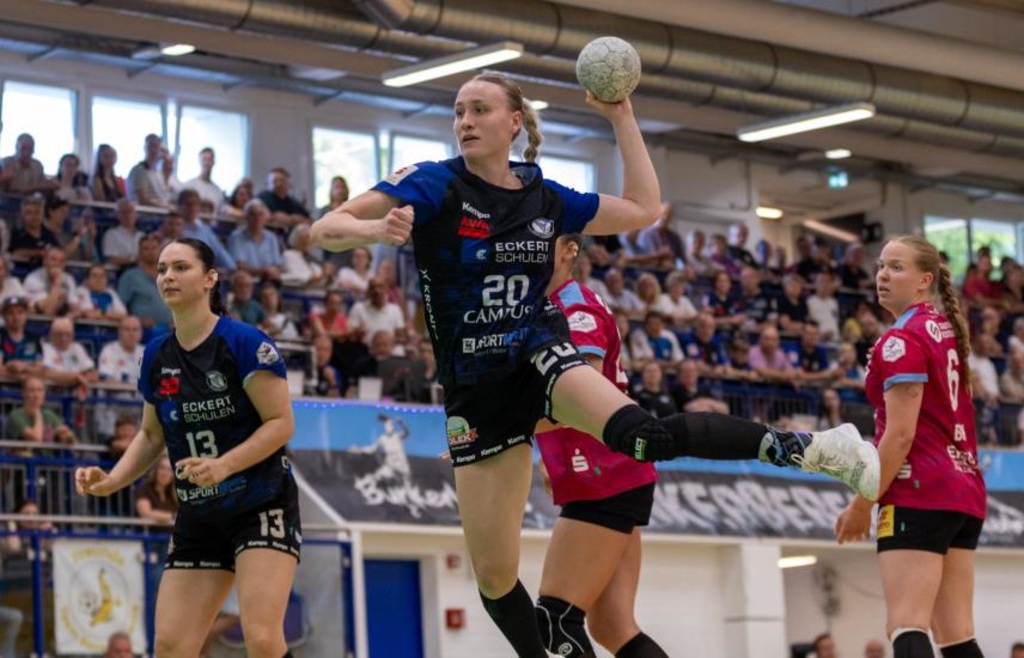 Nach dem 27:18-Sieg gegen den Rostocker HC fließen bei den Bunkerladies ...