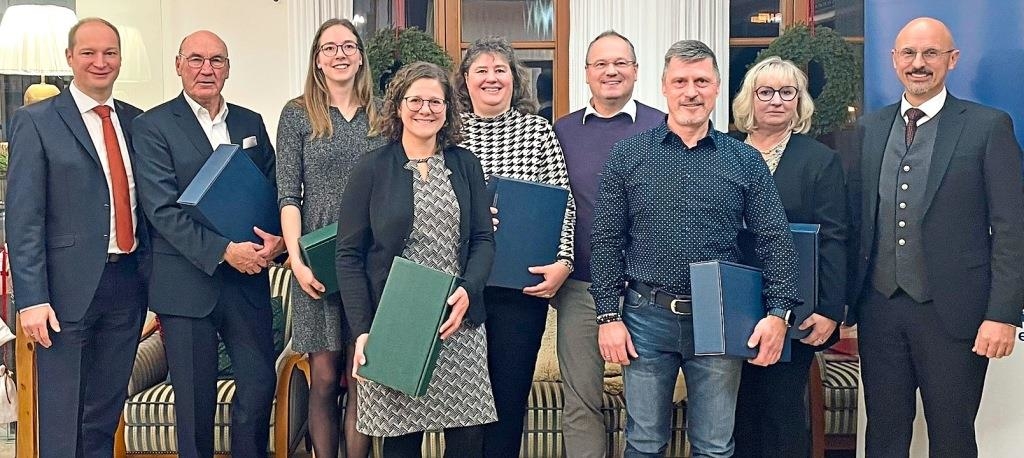 Imagedetailkb Ehrt 35 Langjahrige Mitarbeiter Region Cham Mittelbayerische 2022 09 01220366