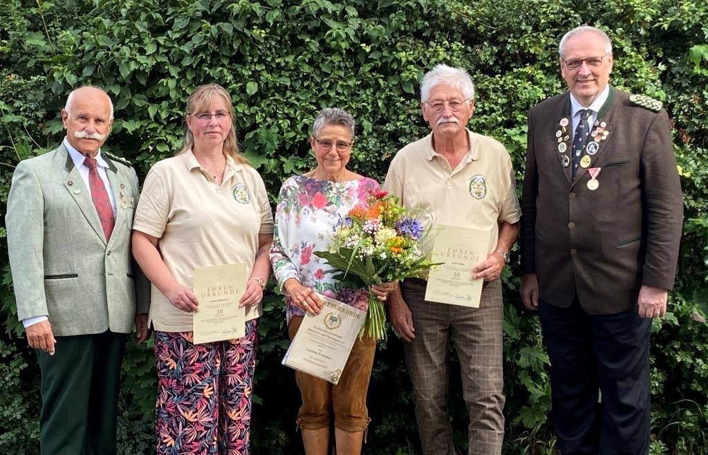 Ehrung für verdiente Mitglieder – Schützengesellschaft Seerose verleiht ...