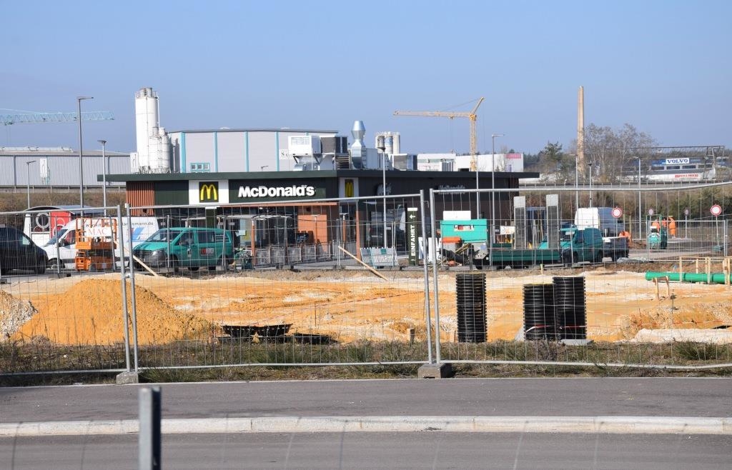 Schafhof-Ost: McDonald’s hat eröffnet – Mercedes Widmann folgt bald