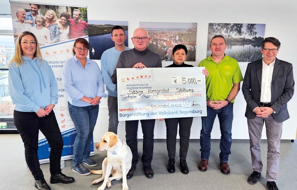 Bürgerstiftung der Volksbank Regensburg spendet 2500 Euro für das ...