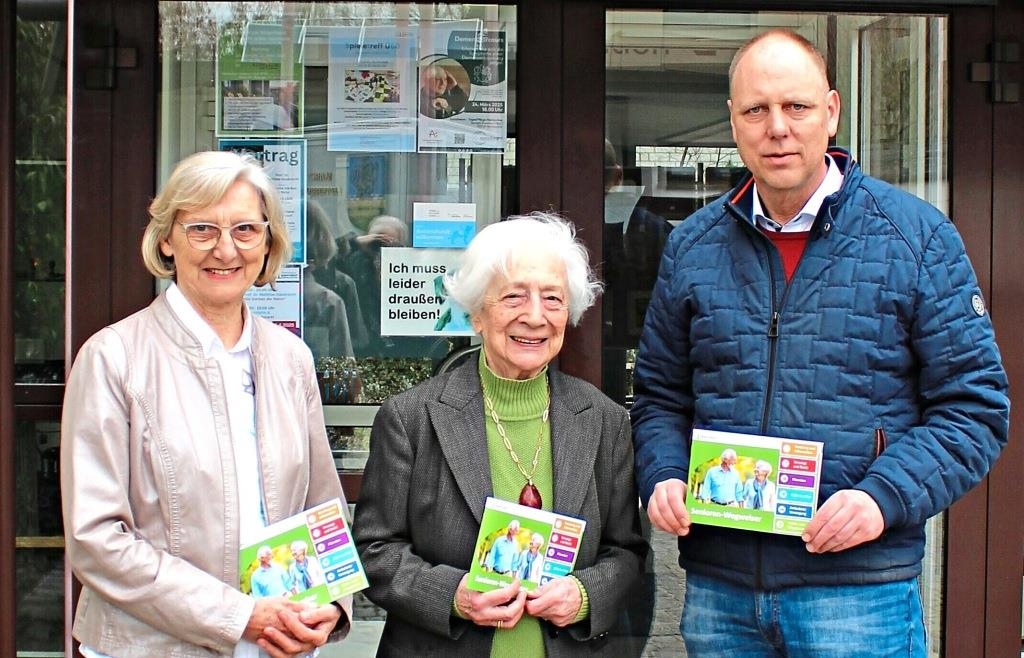 Markt Lappersdorf bringt neuen Senioren-Wegweiser heraus