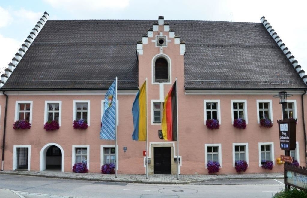 Zusammenschluss der Kläranlagen und Projekt für Solarpark waren Thema