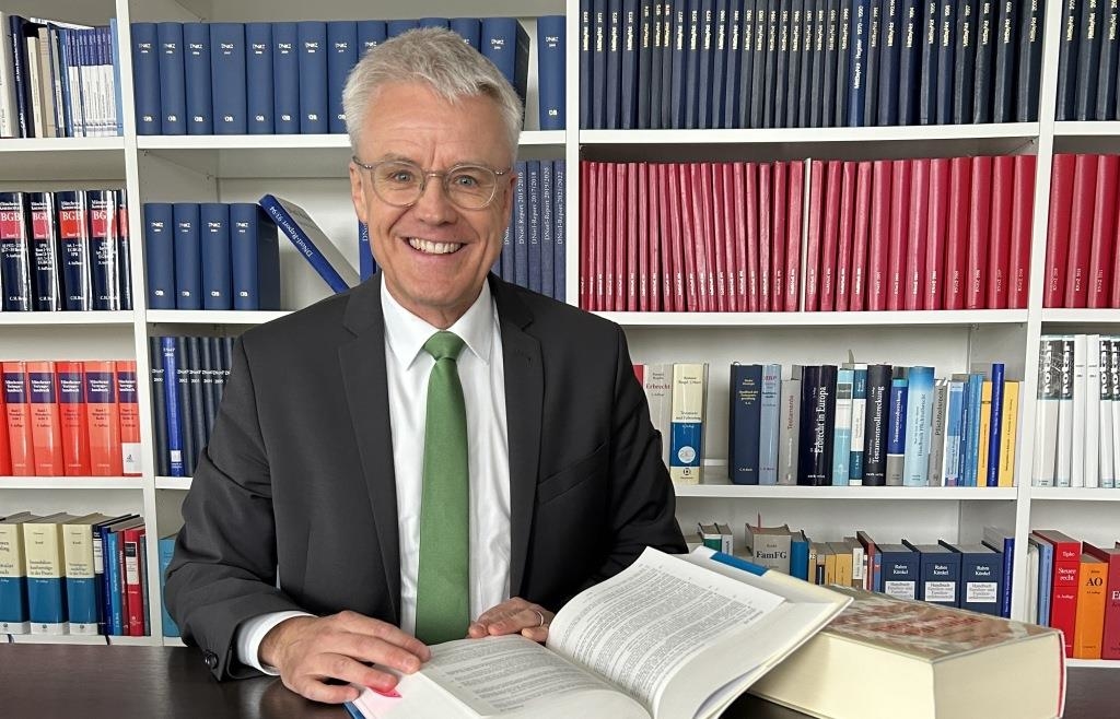 Neumarkter Notar gibt Tipps, wie man ein Testament klar formuliert