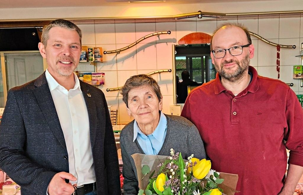 Zum Geburtstag legte sie kurz die Schürze ab: Metzgerei-Urgestein ...