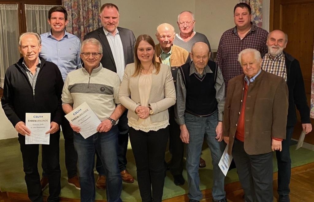 CSU ehrt Mitglieder