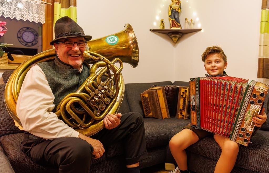 Auftritte beim Zwieseler Fink und Co.: Maximilian (11) aus Traitsching ...