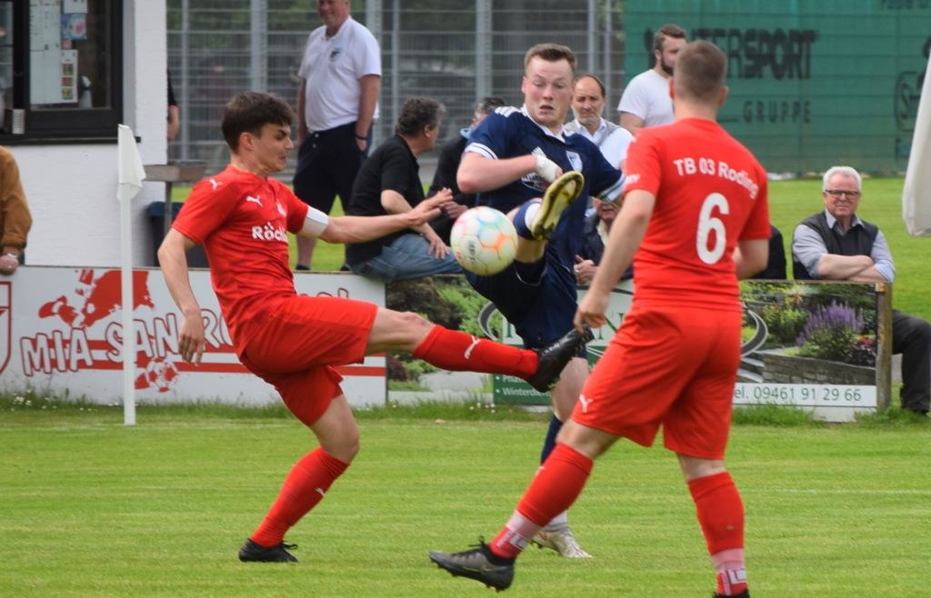 2: 3 gegen den TSV Kareth: Der TB03 Roding kann nicht mehr gewinnen