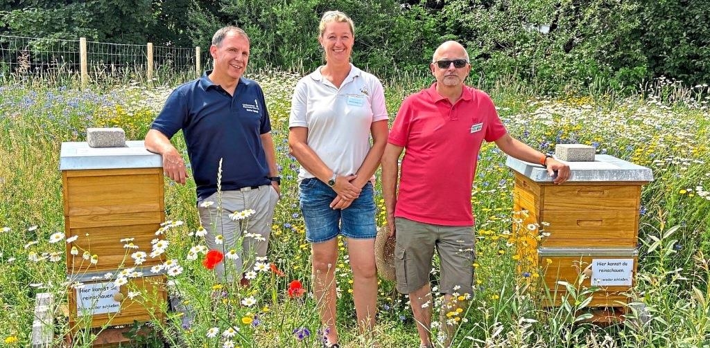 Hoher Besuch bei den Imkern
