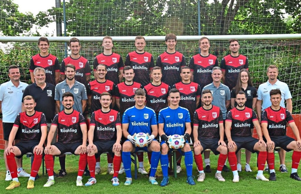 Paukenschlag in Roding: Die Fußball-Vorstandschaft des TB 03 tritt fast ...