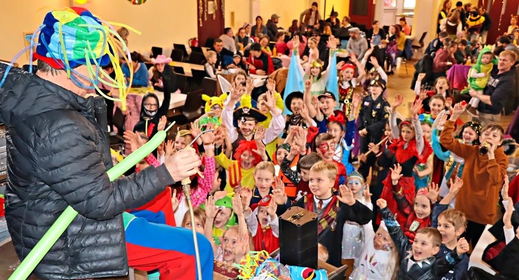 Viel Spaß mit Clown Fabellini