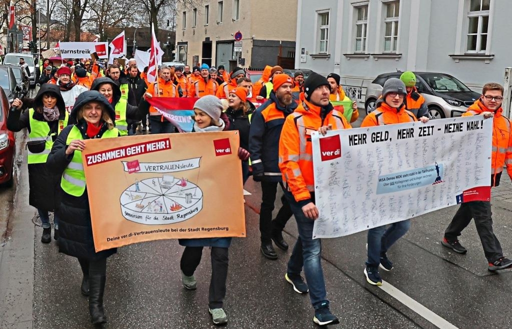 Nach Anschlag in München: Regensburger Verdi-Chef verurteilt Hetze und lobt Polizei