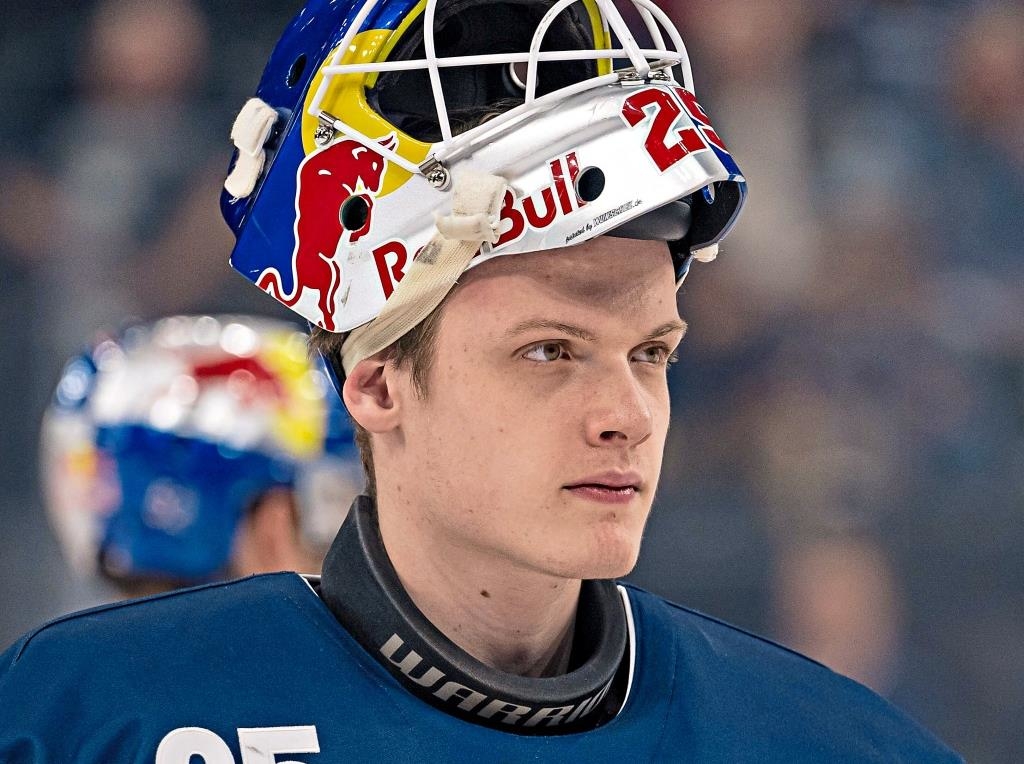 Vierter Goalie für die Eisbären: Simon Wolf ergänzt das Torhüter-Gespann