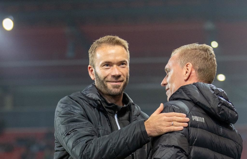 Der Jahn macht es offiziell: Andreas Patz erhält neuen Vertrag als ...