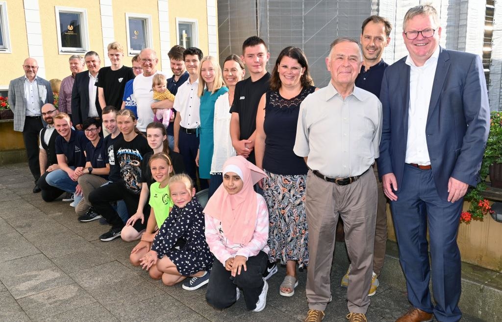 1600 Teilnehmer beim Stadtradeln in Amberg – OB Michael Cerny ...